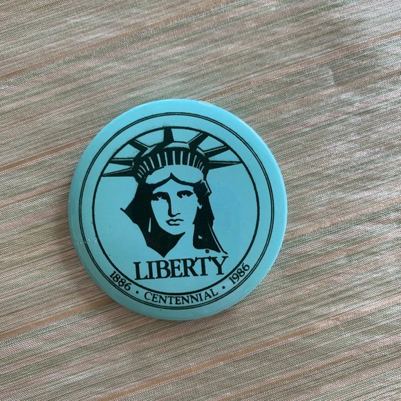 Jewelry | Statue Of Liberty Pin Free W Any Other Purchase | Poshmark